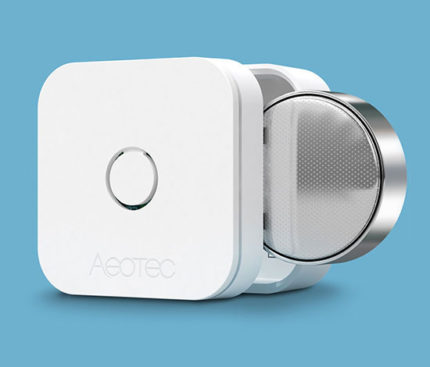 Aeotec Z-Wave aërQ Temp and Humidity Sensor | SmartHome